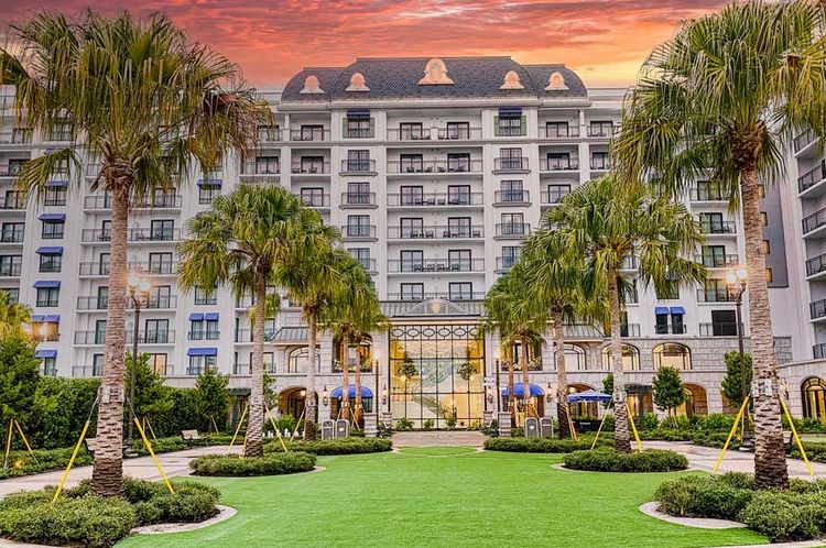 Riviera Resort: Listing 90027